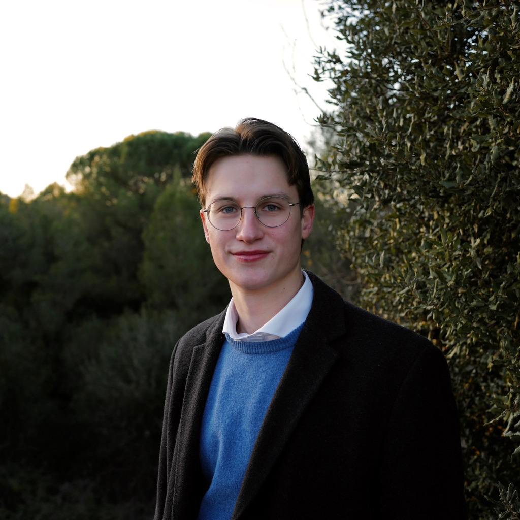 Anton Fuchs - Founders Associate - sqior medical | XING