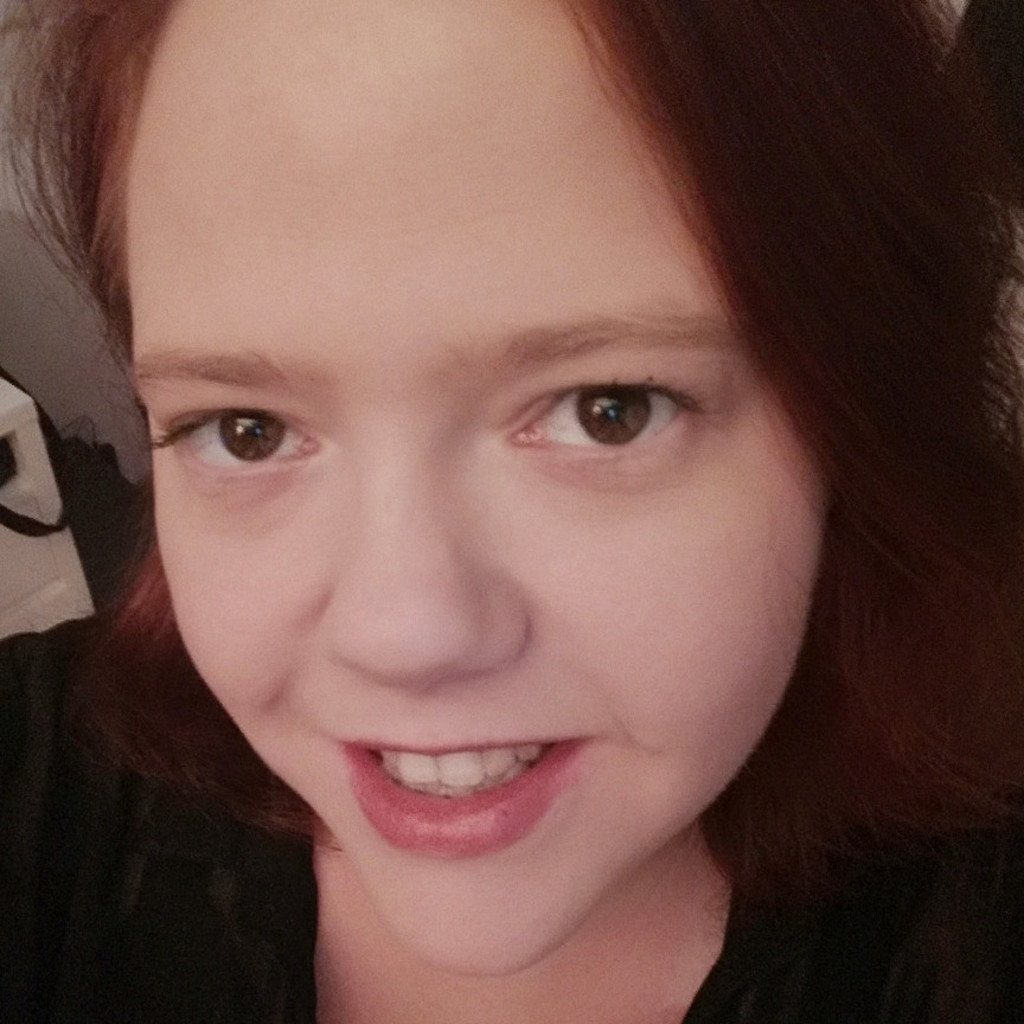 Lisa Mayer's Instagram, Twitter & Facebook on IDCrawl