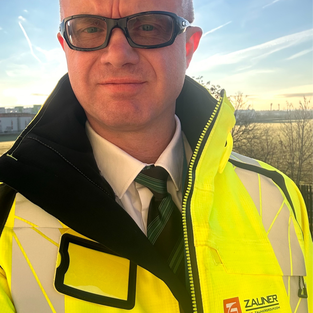 Jeremy Rundle's Instagram, Twitter & Facebook on IDCrawl