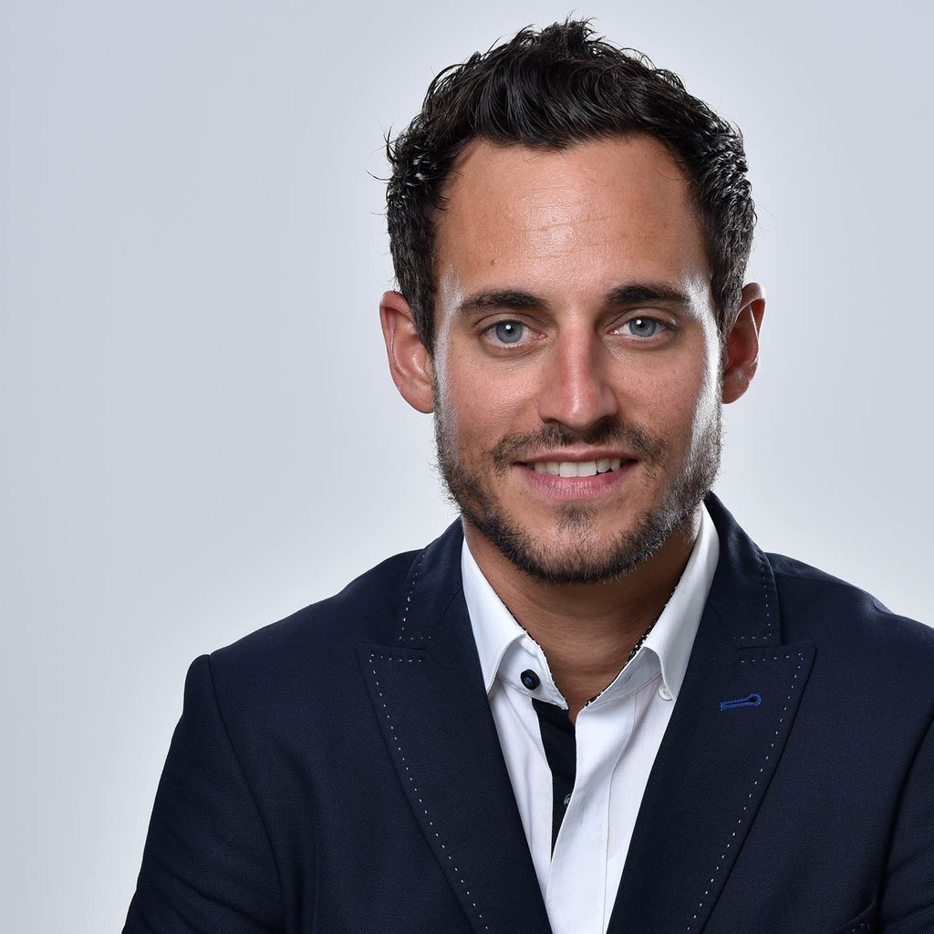 David Bayer - Sales Manager - Vacuumschmelze GmbH & Co. KG | XING