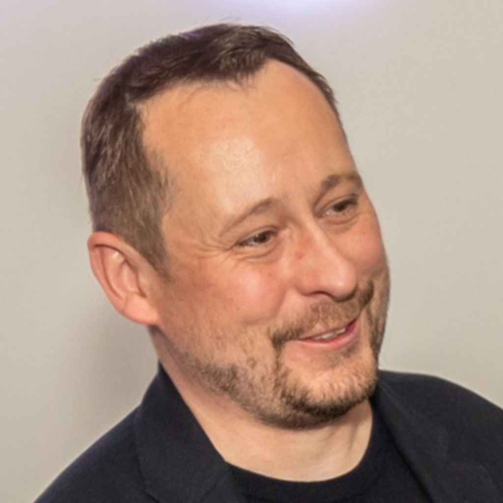 Benjamin Bach - Geschäftsführender Gesellschafter, Gründer - NUMENA GmbH | XING