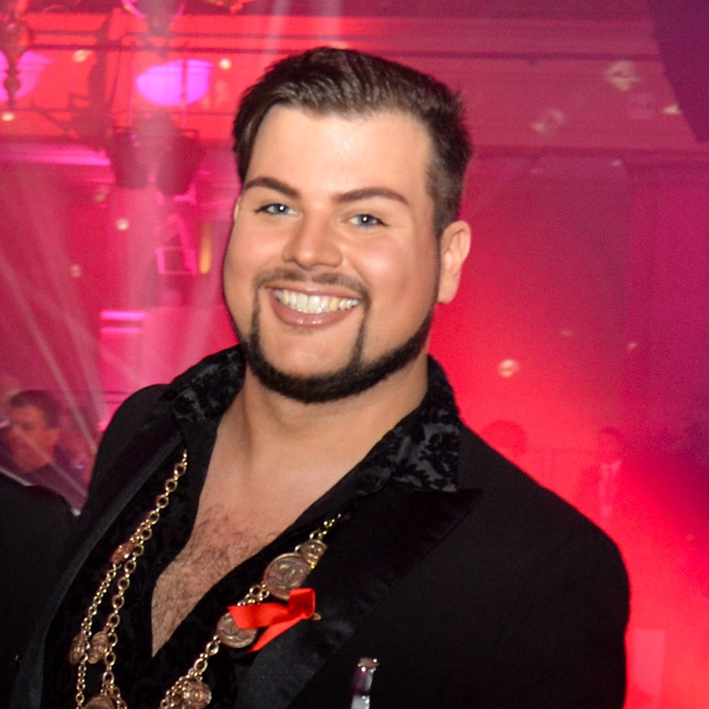 Oliver Henrich - Leiter Presse- und Öffentlichkeitsarbeit ...