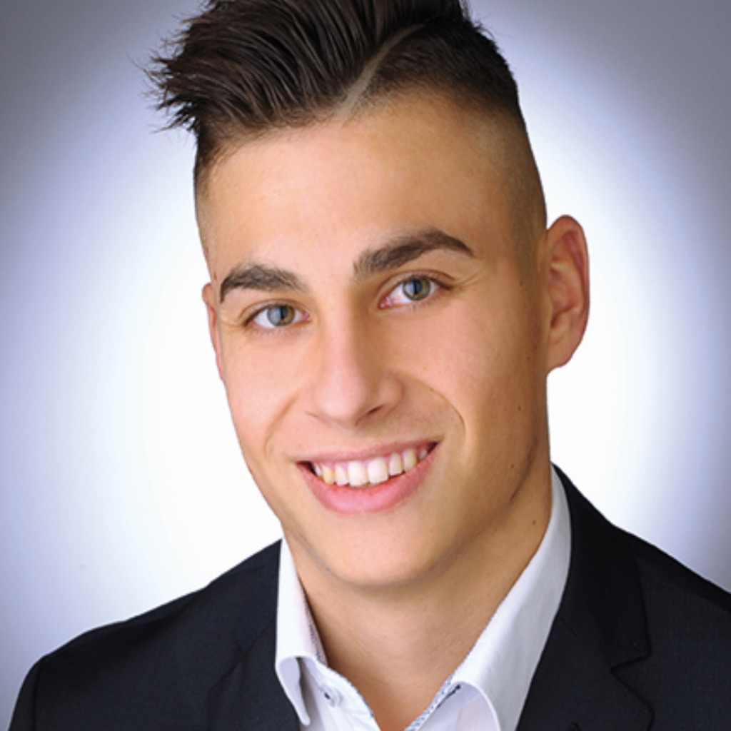 Domenik Kaiser - Stellvertretender Geschäftsleiter - Sparkasse Dachau | XING