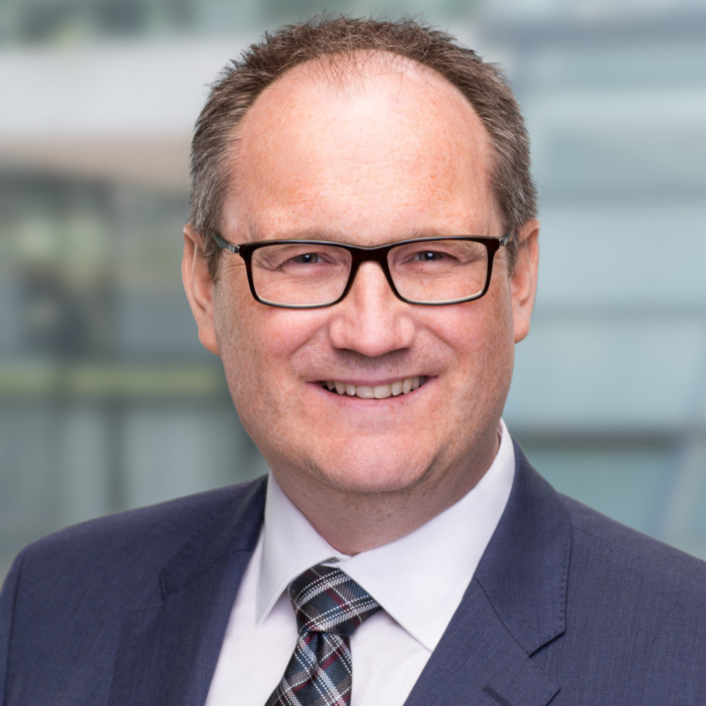 Stefan Ebert - Vorstandsmitglied, CFO - Faveos SE | XING