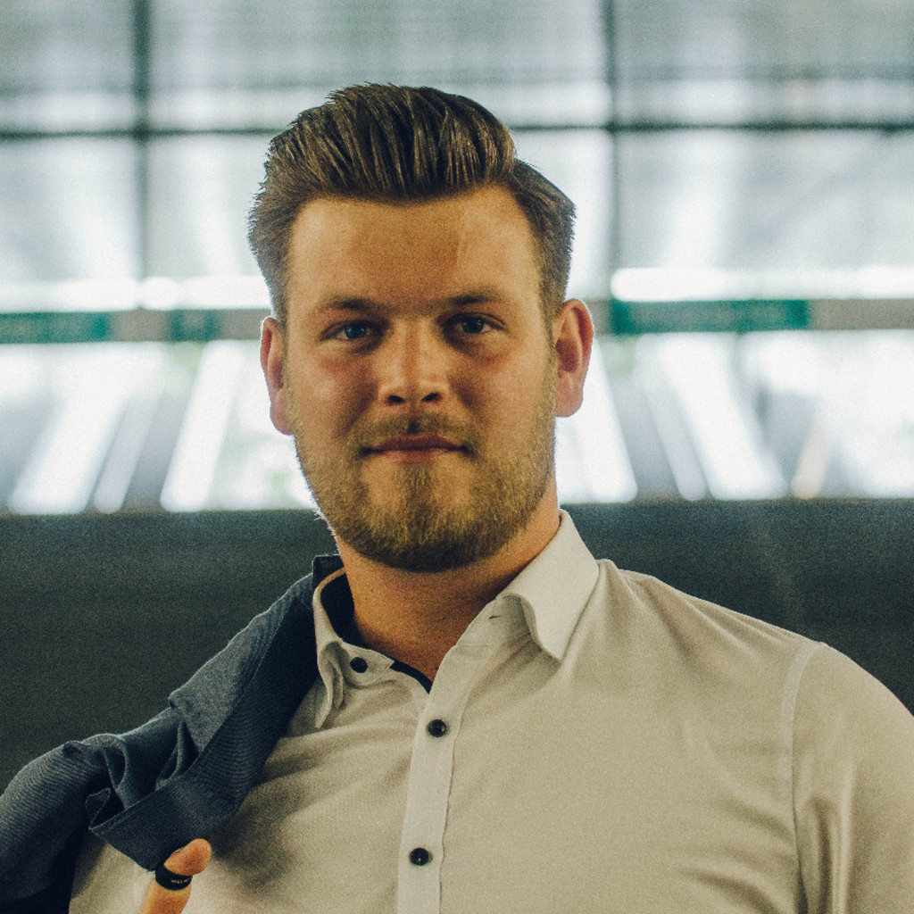 Nick Albrecht - Vermögensberater/Trainer für Finanzen - Deutsche ...