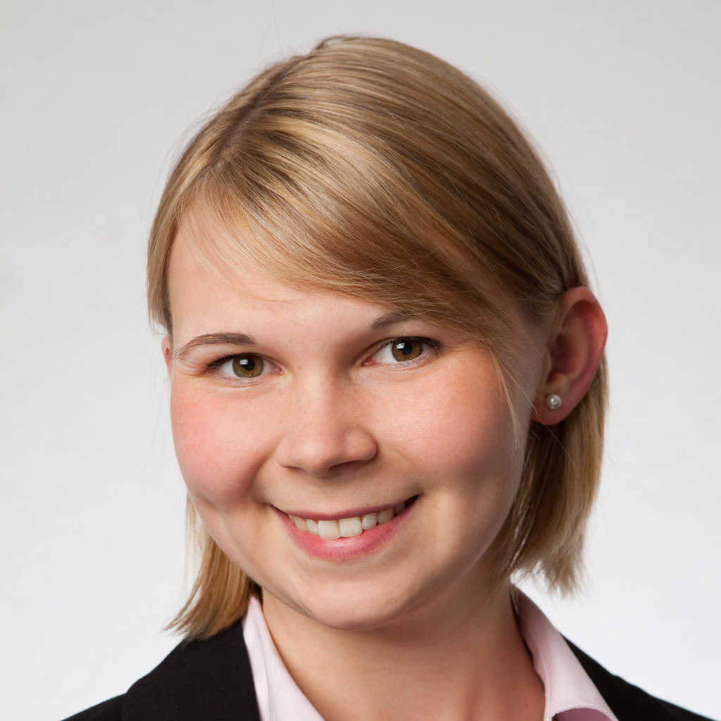 Natalie Horvath - Projektmitarbeit Department of Business - IMC ...