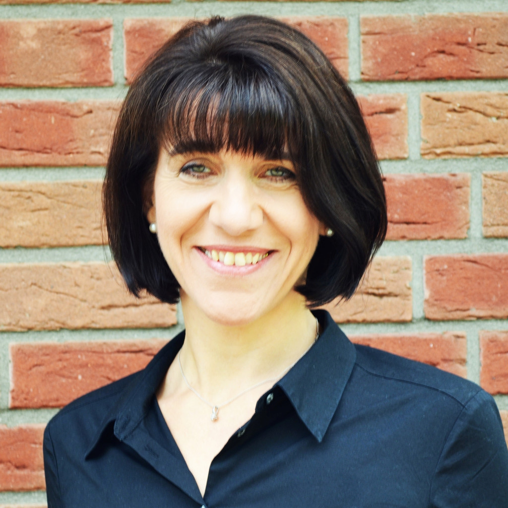 Petra Fuchs - Angestellte - Bundesamt für Sicherheit in der ...