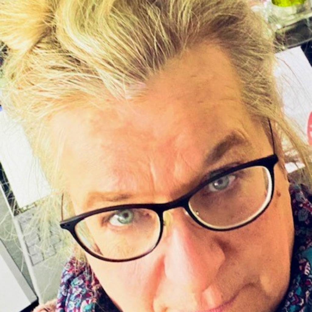 Kerstin Kunz - Geschäftsführerin - Passgenau unterstützen UG | XING