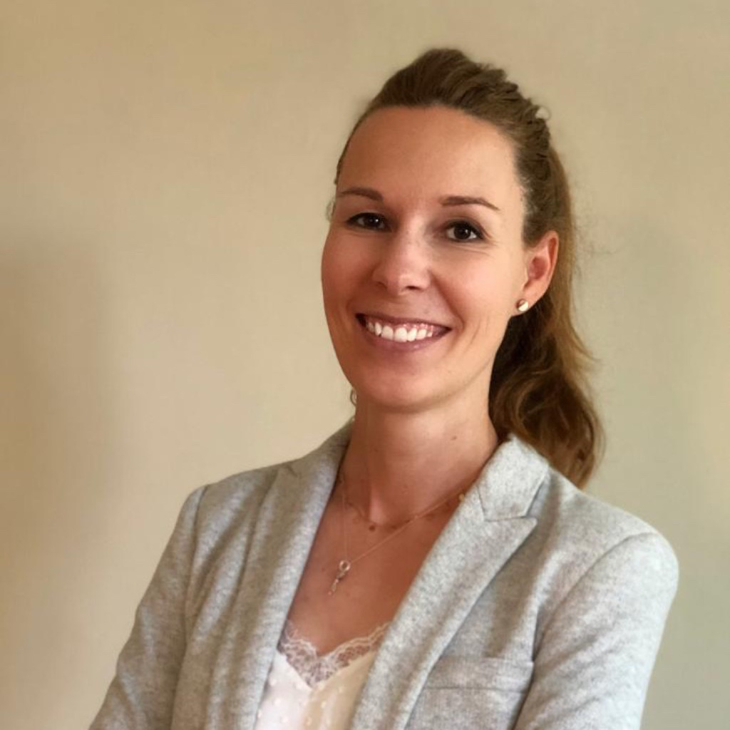 Stephanie Schmidt - Management Support - Airbus Defence & Space | XING