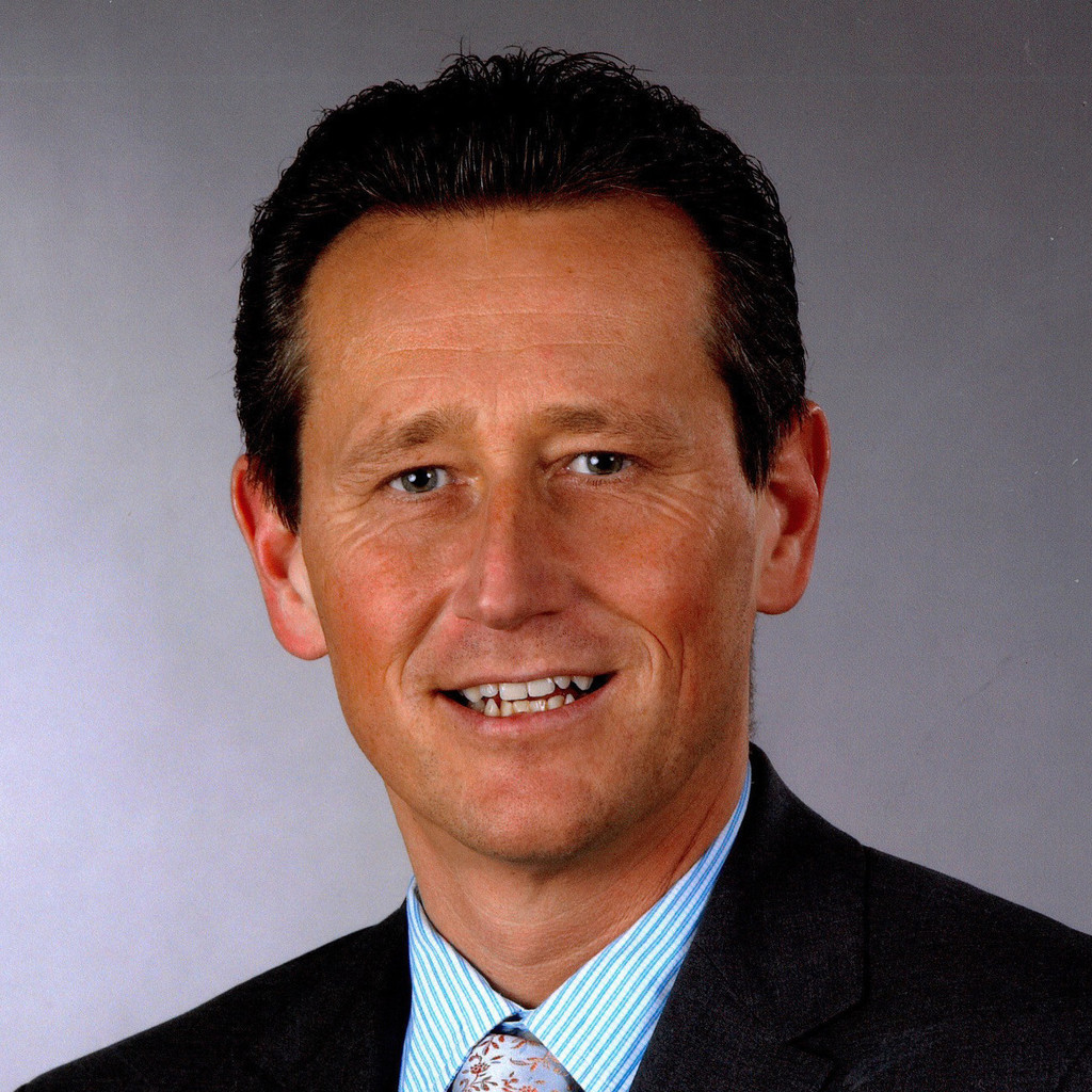 Thomas Zapf - Stv. Leiter Standortpolitik - Industrie- und ...