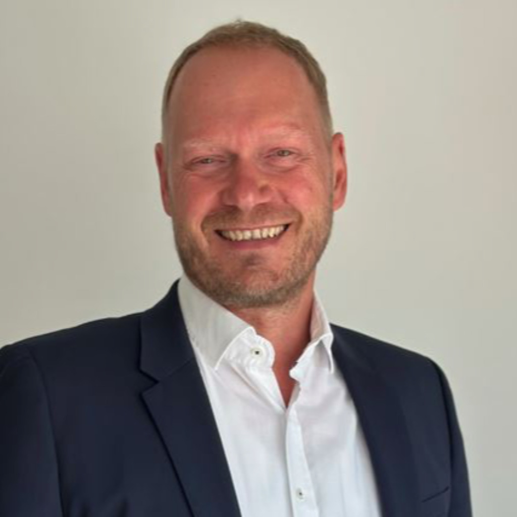 Stephan Adams - Geschäftsführer - Adams & Heyder Immobilienmakler GmbH ...