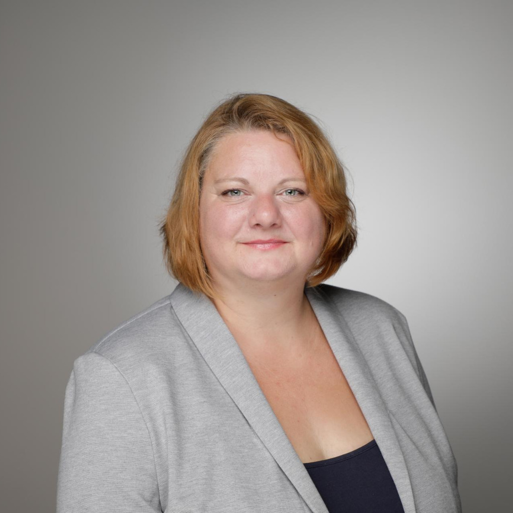 Christine Pyle - Buyer - Indirect Procurement - AAM Germany GmbH | XING