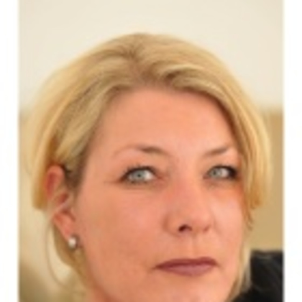 Silvia Tesch - Inhaberin - Agentur Giftbox | XING