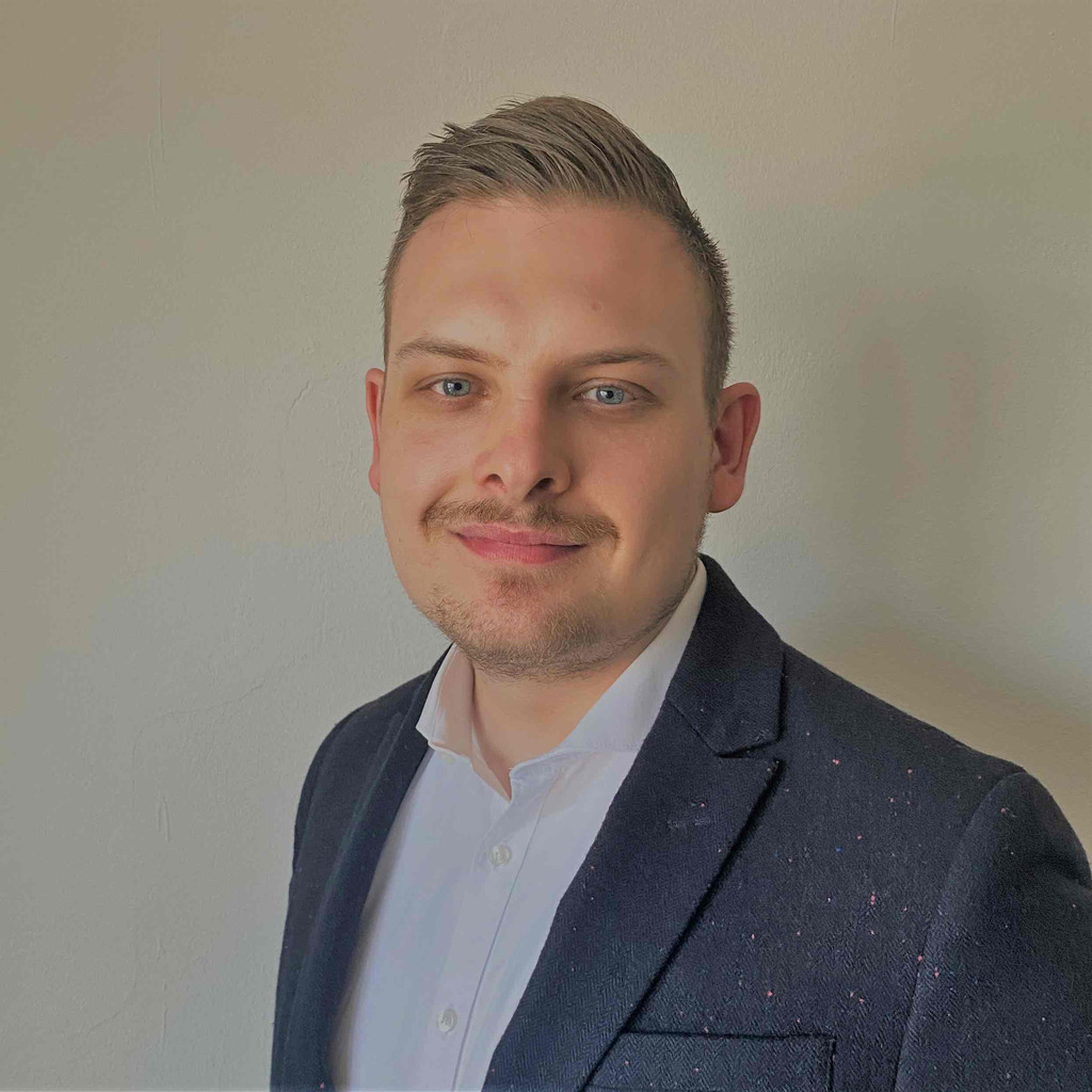 Robin Alexander's Instagram, Twitter & Facebook on IDCrawl