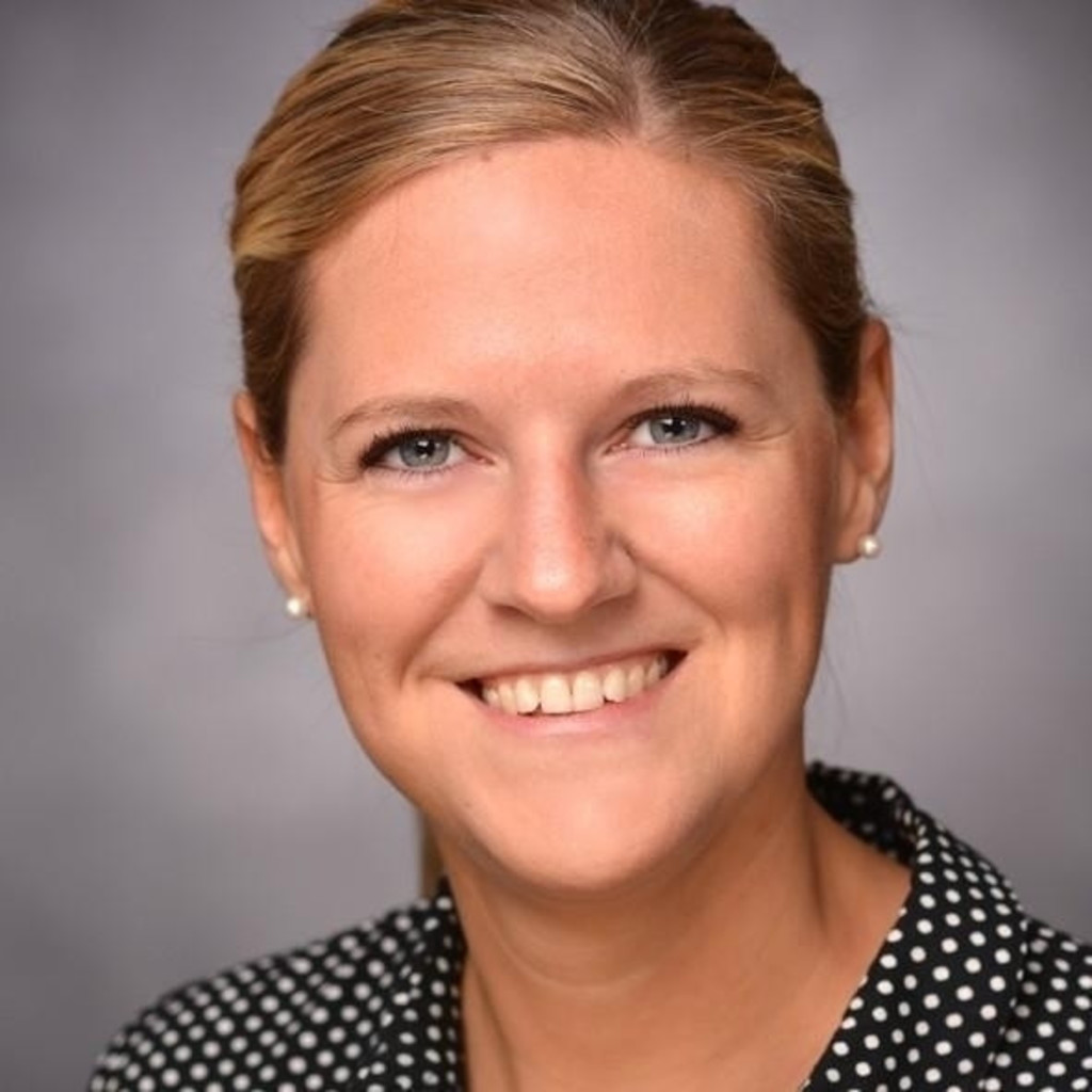 Anna Rempel - Assistenz der Vertriebsleitung - WIRTGEN DEUTSCHLAND ...