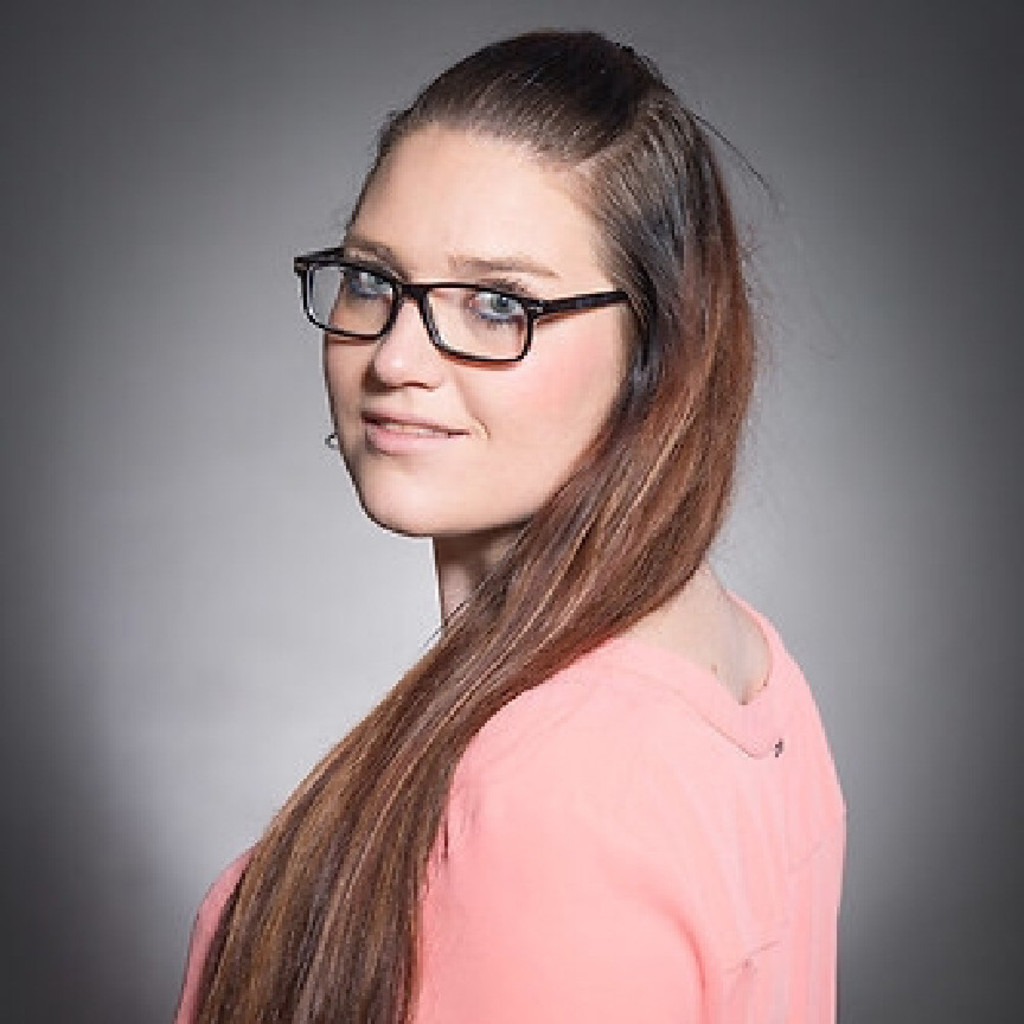 Deborah Eller's Instagram, Twitter & Facebook on IDCrawl