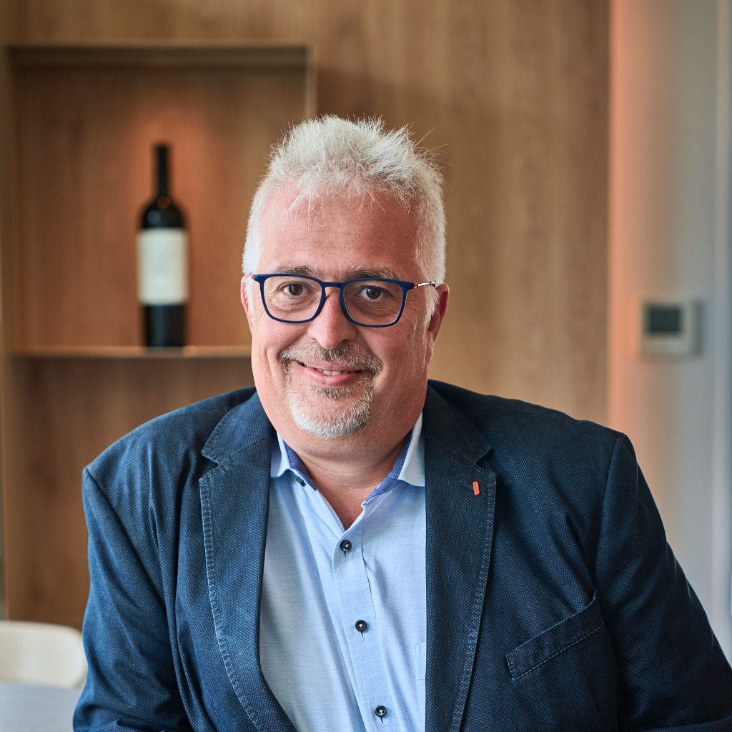 Sven Baugut - Finanzierung, Einzelprokurist - TARES Advisory GmbH | XING