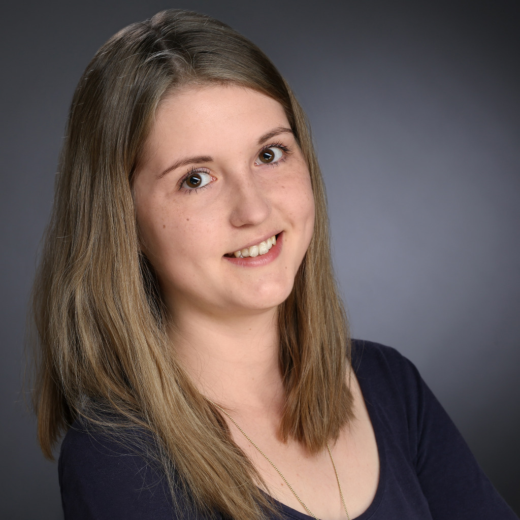 Paula Lucia Rail - Asylsozialberaterin - Caritasverband der Erzdiözese ...