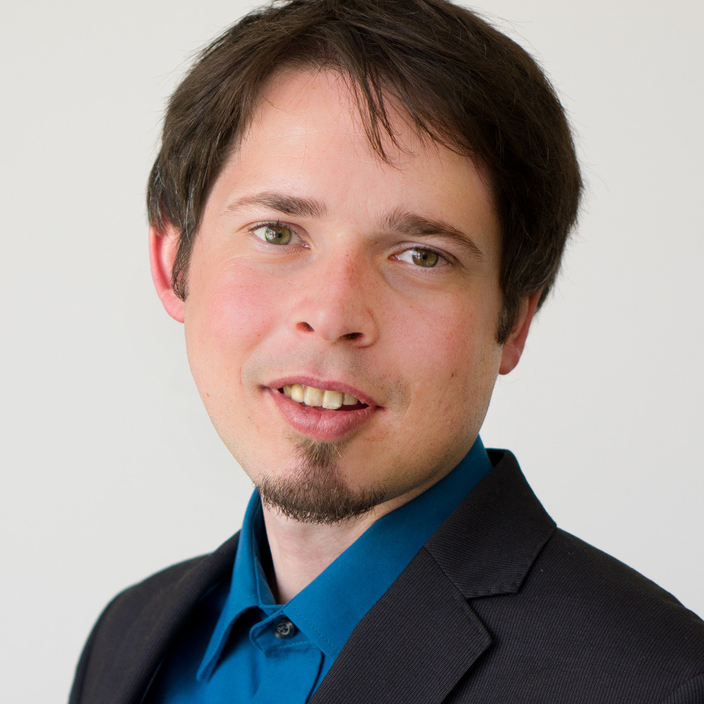 Dipl.-Ing. Andre Bstieler - Manufacturing Engineering - Magna Steyr ...