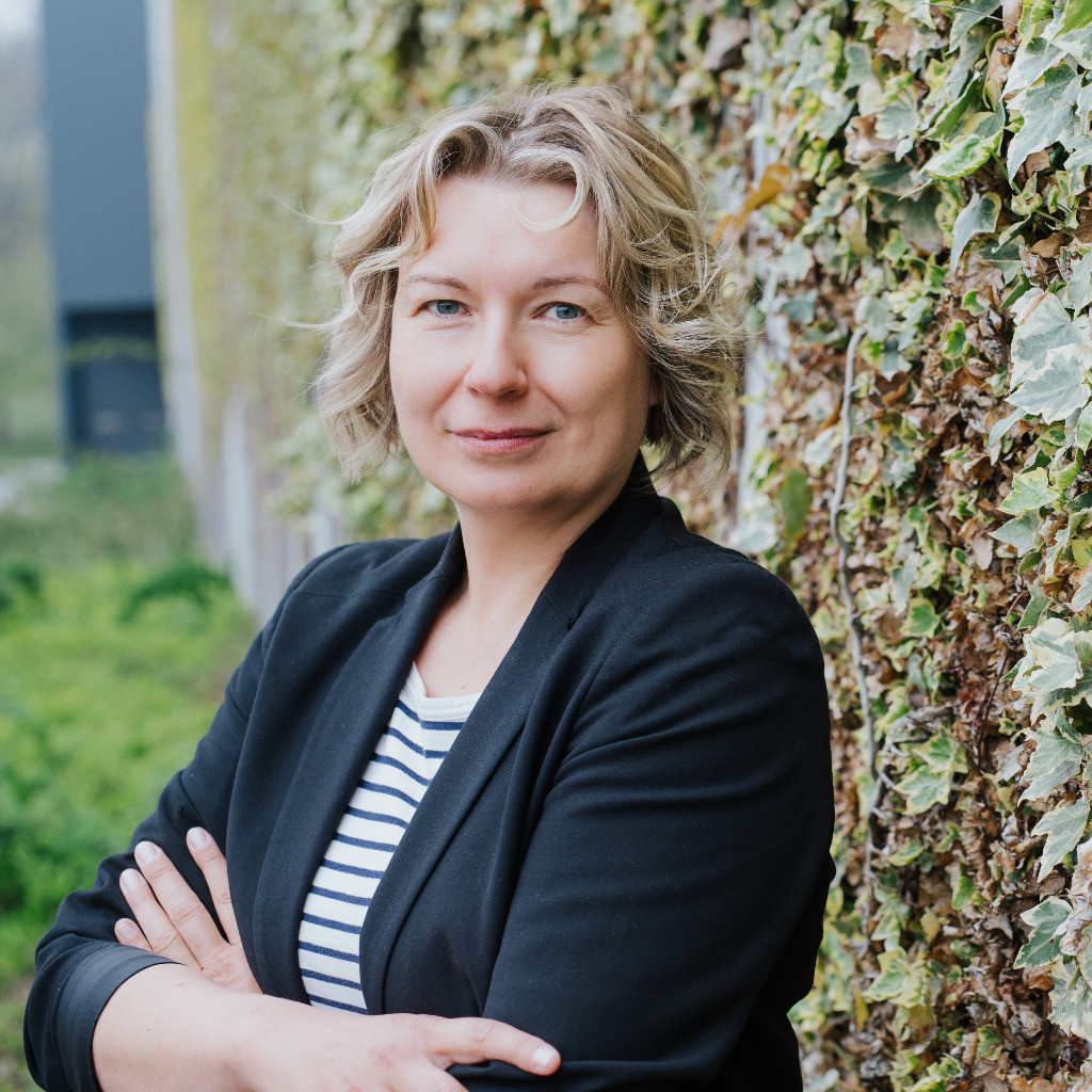 Peggy Neumann - Leitende Hausdame - Novotel München Messe | XING