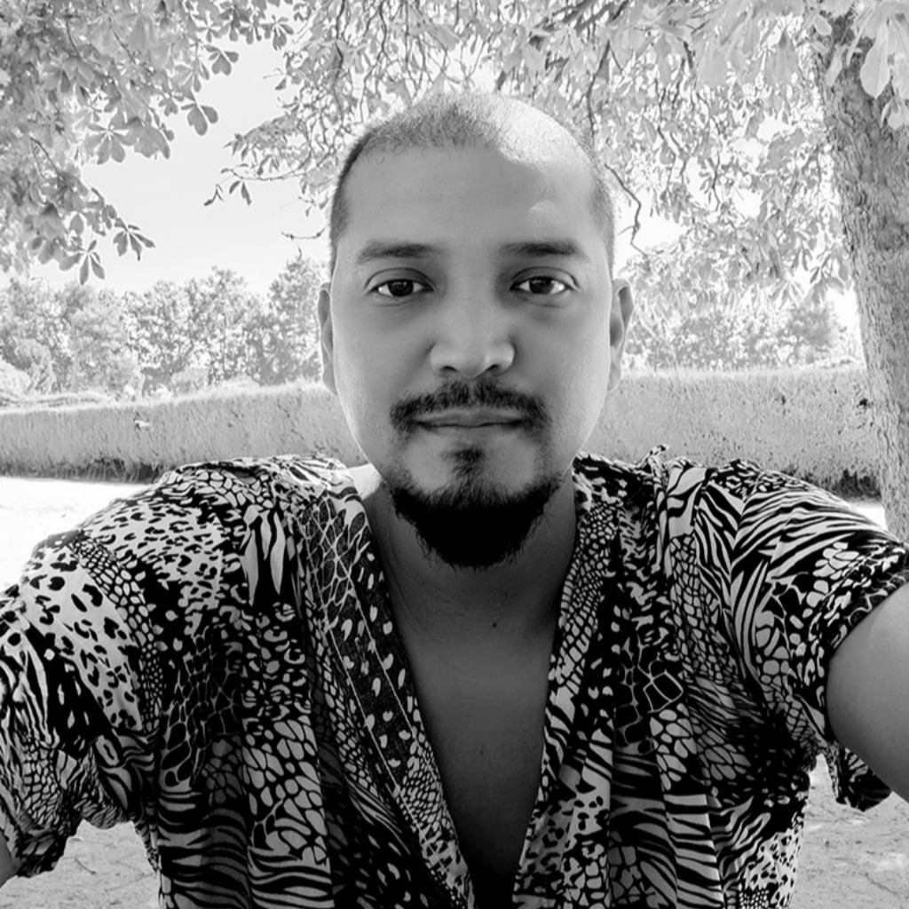 Prof. julian velez - senior designer - Martin et Karczinski GmbH | XING