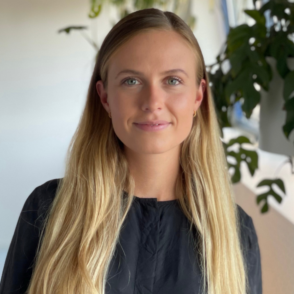 Lisa Heinlein's Instagram, Twitter & Facebook on IDCrawl