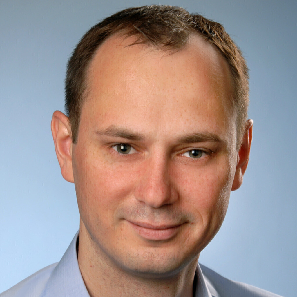 dipl-ing-max-lukas-systemberater-robotron-datenbank-software-gmbh