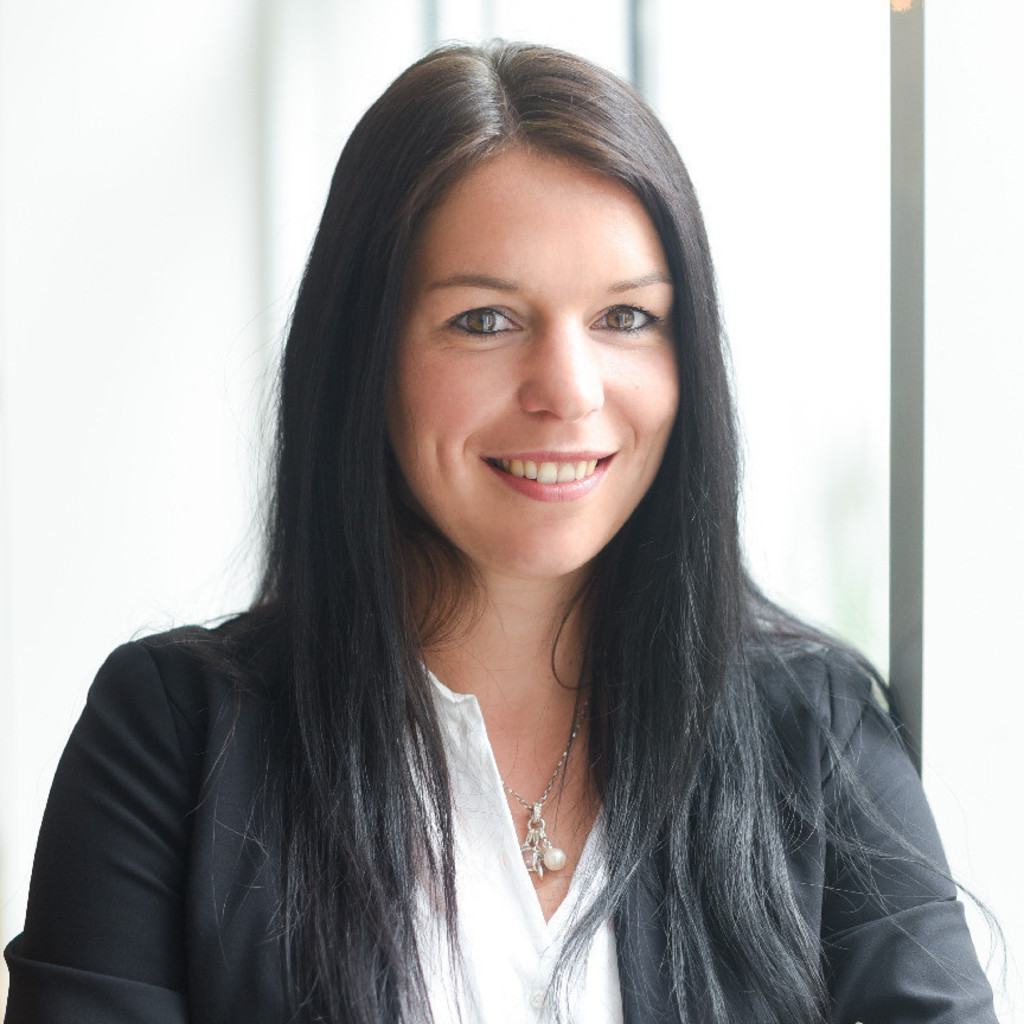 Sarah Becker - Channel Digitalization Manager - Miele & Cie. KG | XING