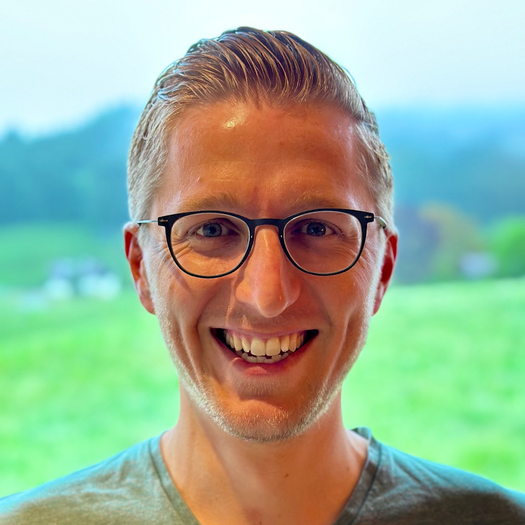 Max Sutter - Chief of Staff to the CEO - celebrate company | XING