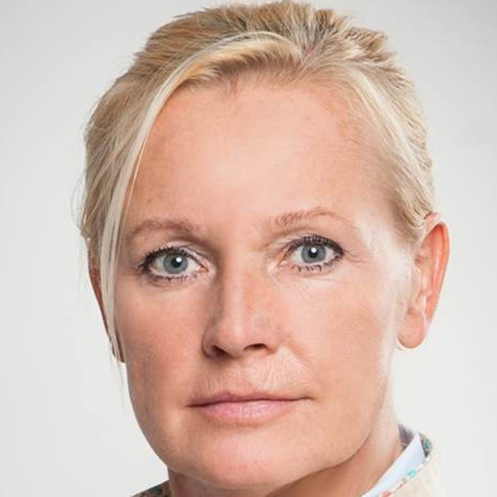 Edith Reddig - VR-Präsidentin - Swiss Car Register | XING