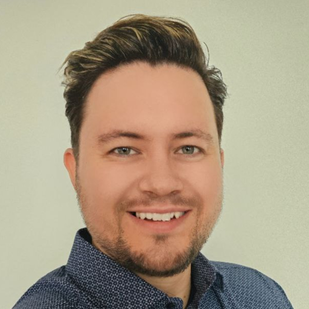 Alexander Neumann - VP Software & Services - DevelopX GmbH | XING