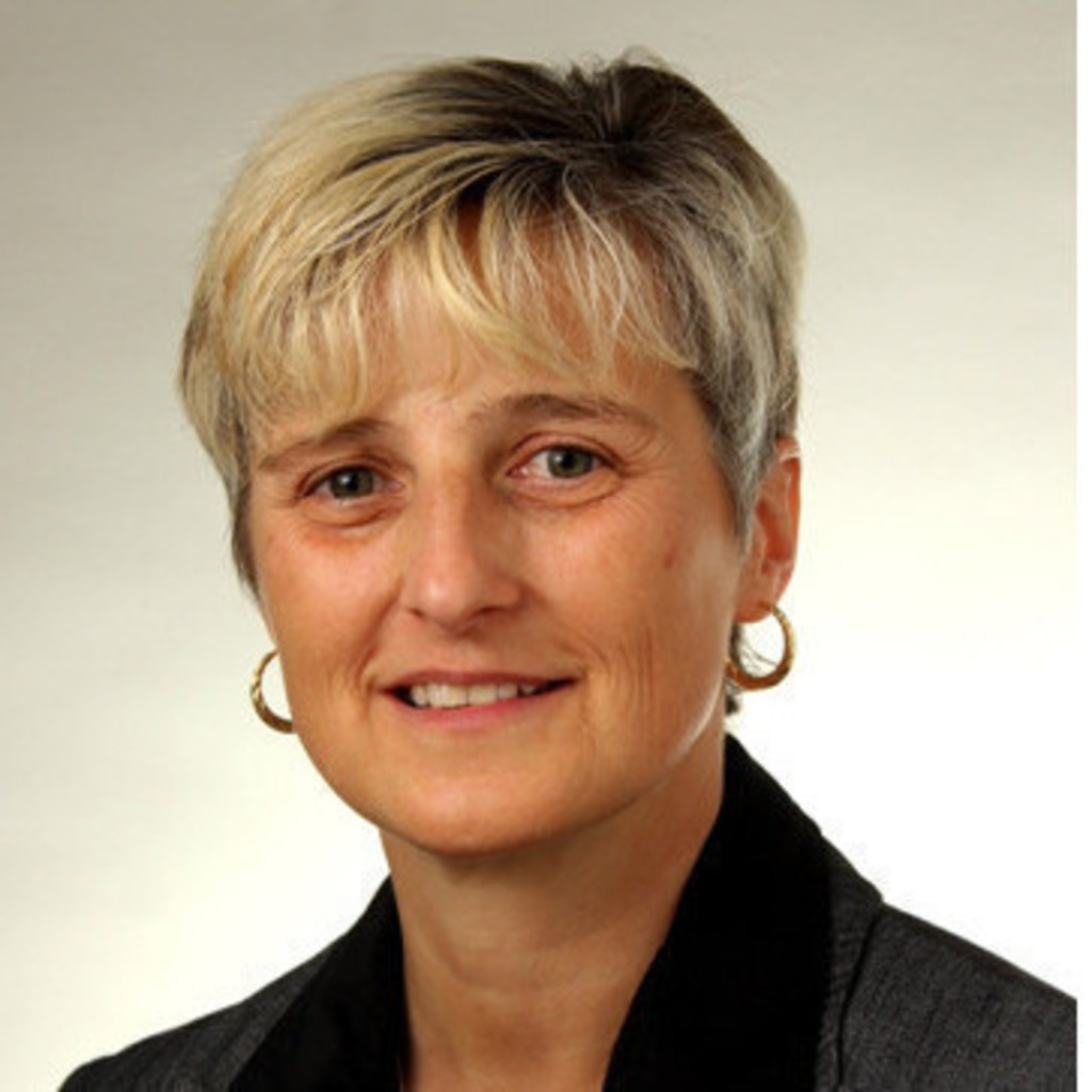 Michaela Schmidt - Referentin KVP Serviceentwicklung & Innovation ...