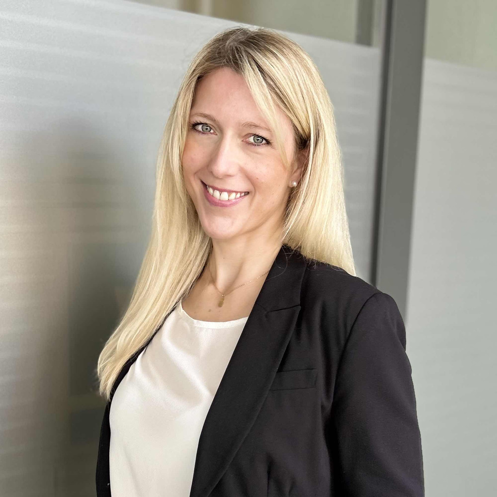 Daniela Hansen - Abteilungsleiterin Privatkunden - Volksbank in ...