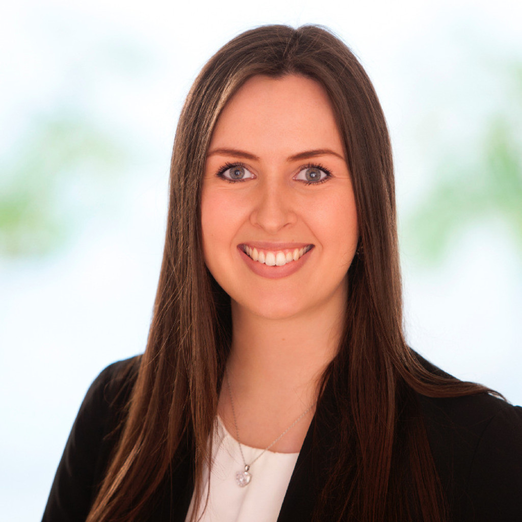 Aranka-Christin Bender - Sachgebietsleitung Fortbildung und Akquise ...