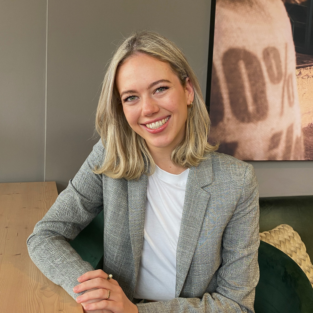 Isabel Arff - Intern - Z1 Management | XING