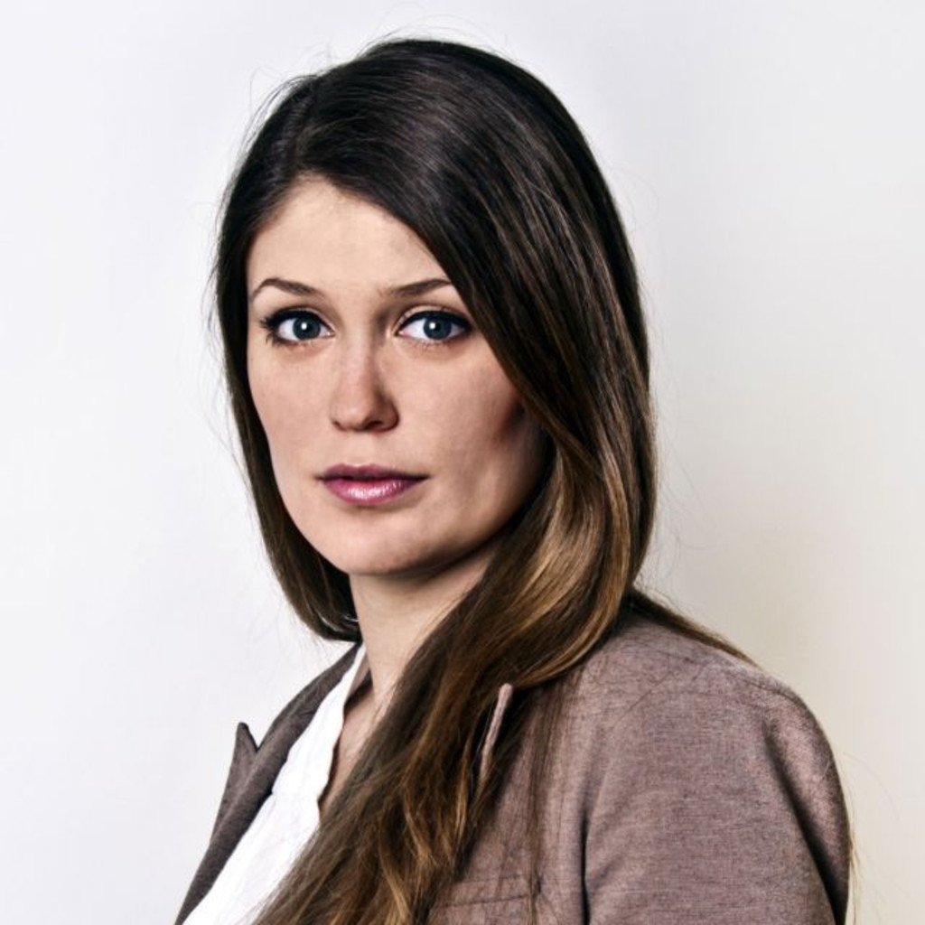 Lisa Tritsch's Instagram, Twitter & Facebook on IDCrawl