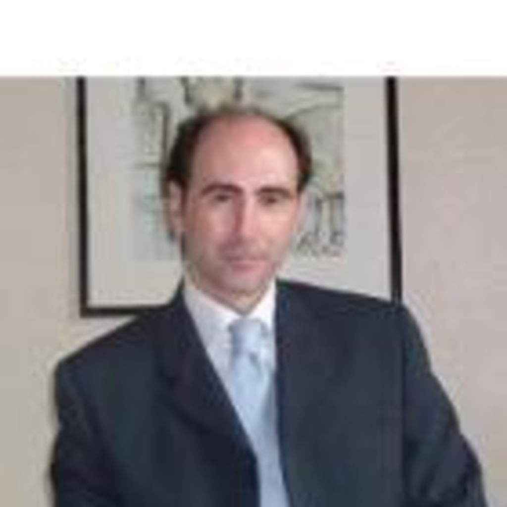 Dr. Roberto Martino - Chief Human Resources Officer - Engage Spa | XING