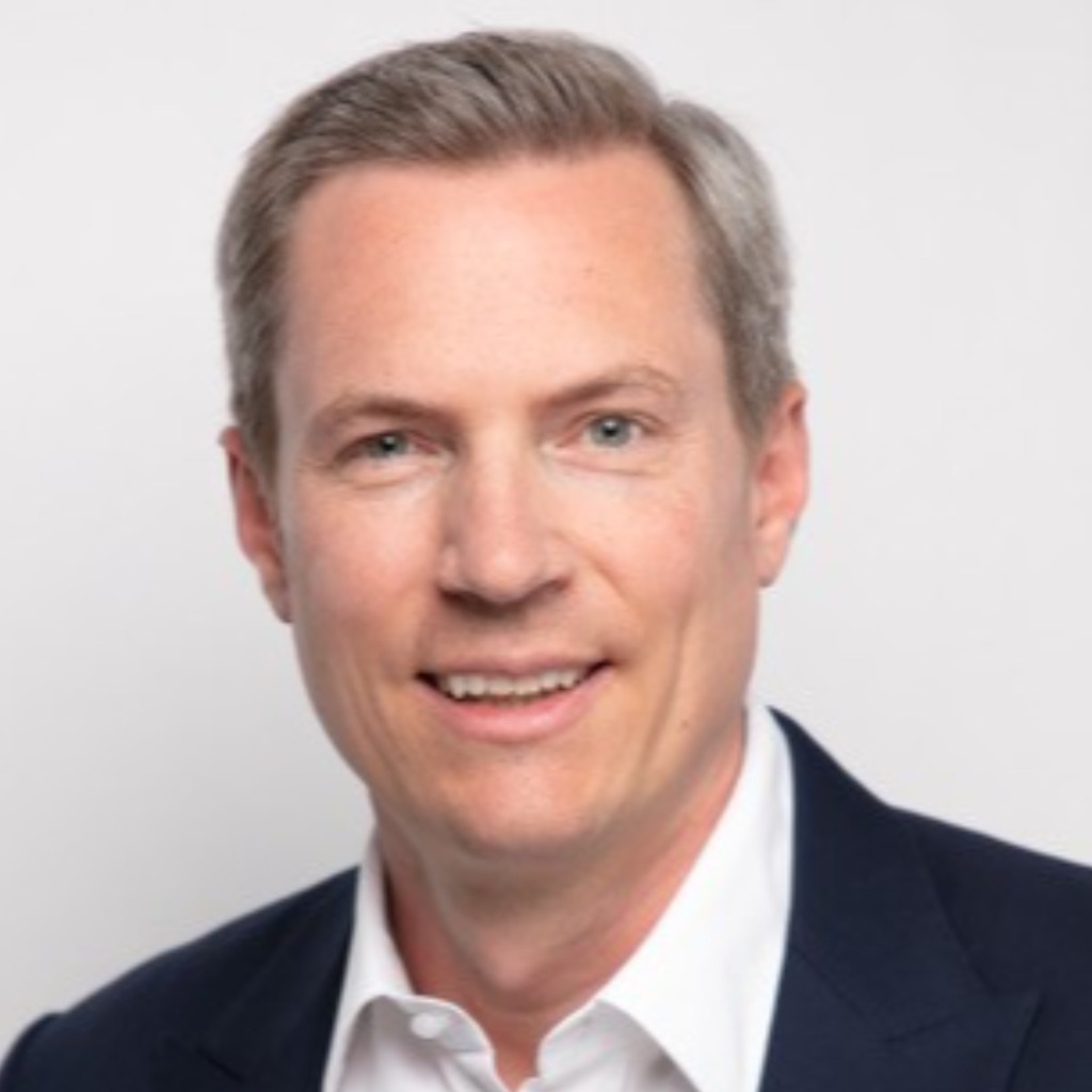 Mag. Stephan Hoeger - Executive Director - e-Distribution FX, Rates ...