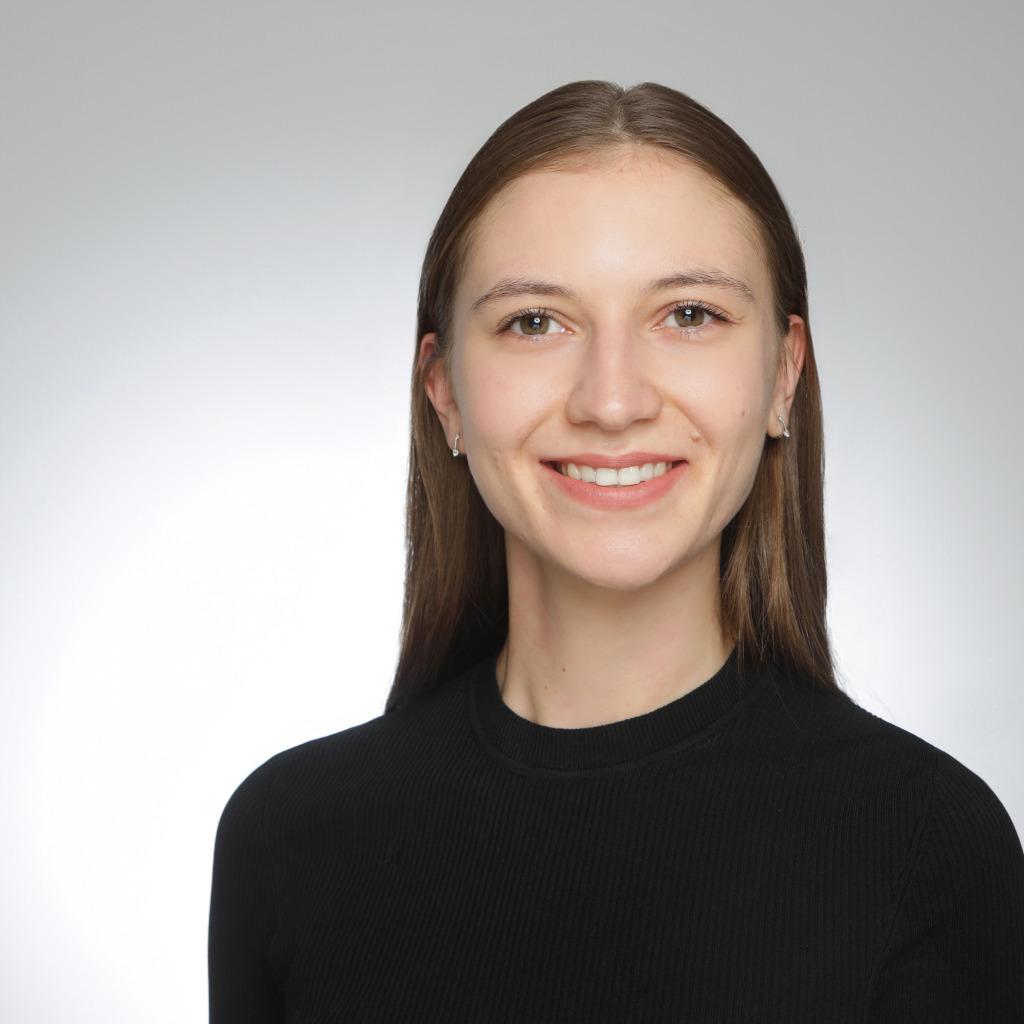 Nicole Käfer - Mitarbeiterin Finance & Controlling - Becker-Schoell AG ...