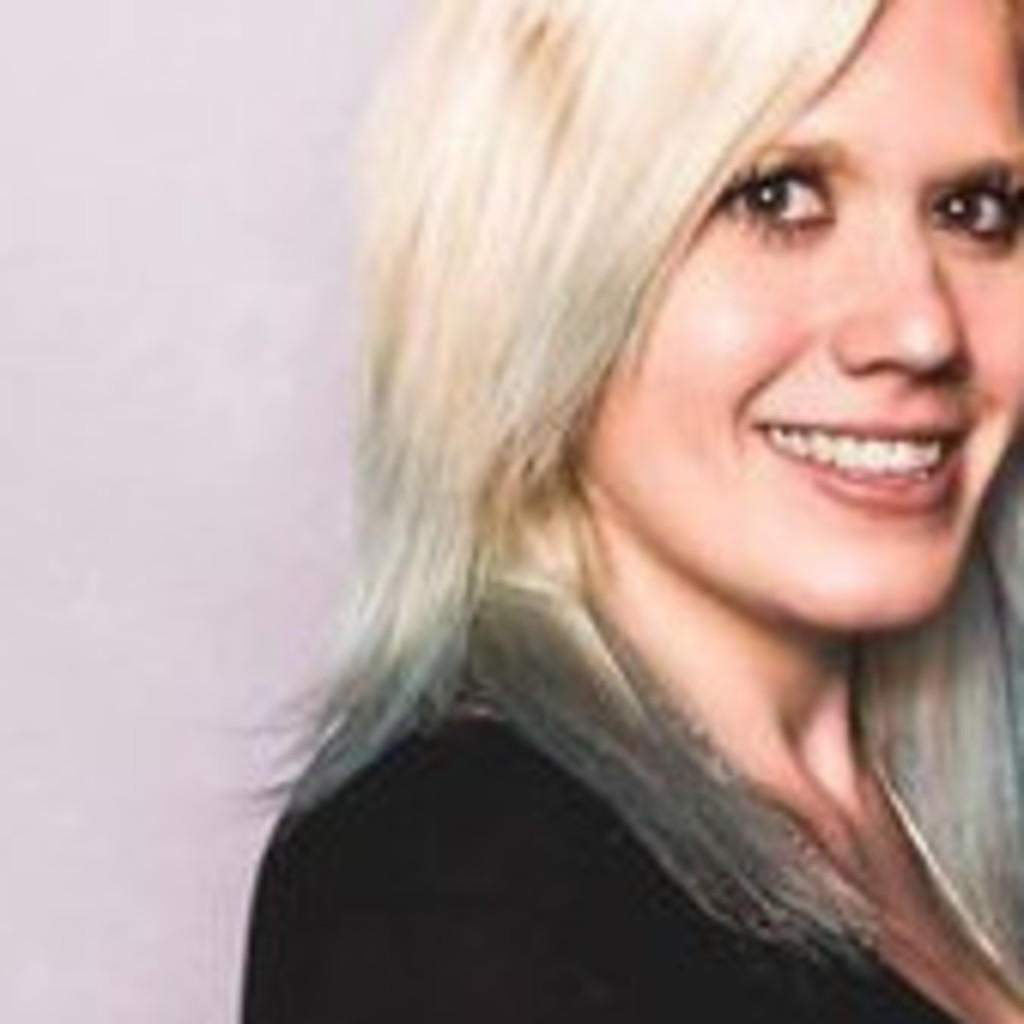 Laura Bechtel's Instagram, Twitter & Facebook on IDCrawl