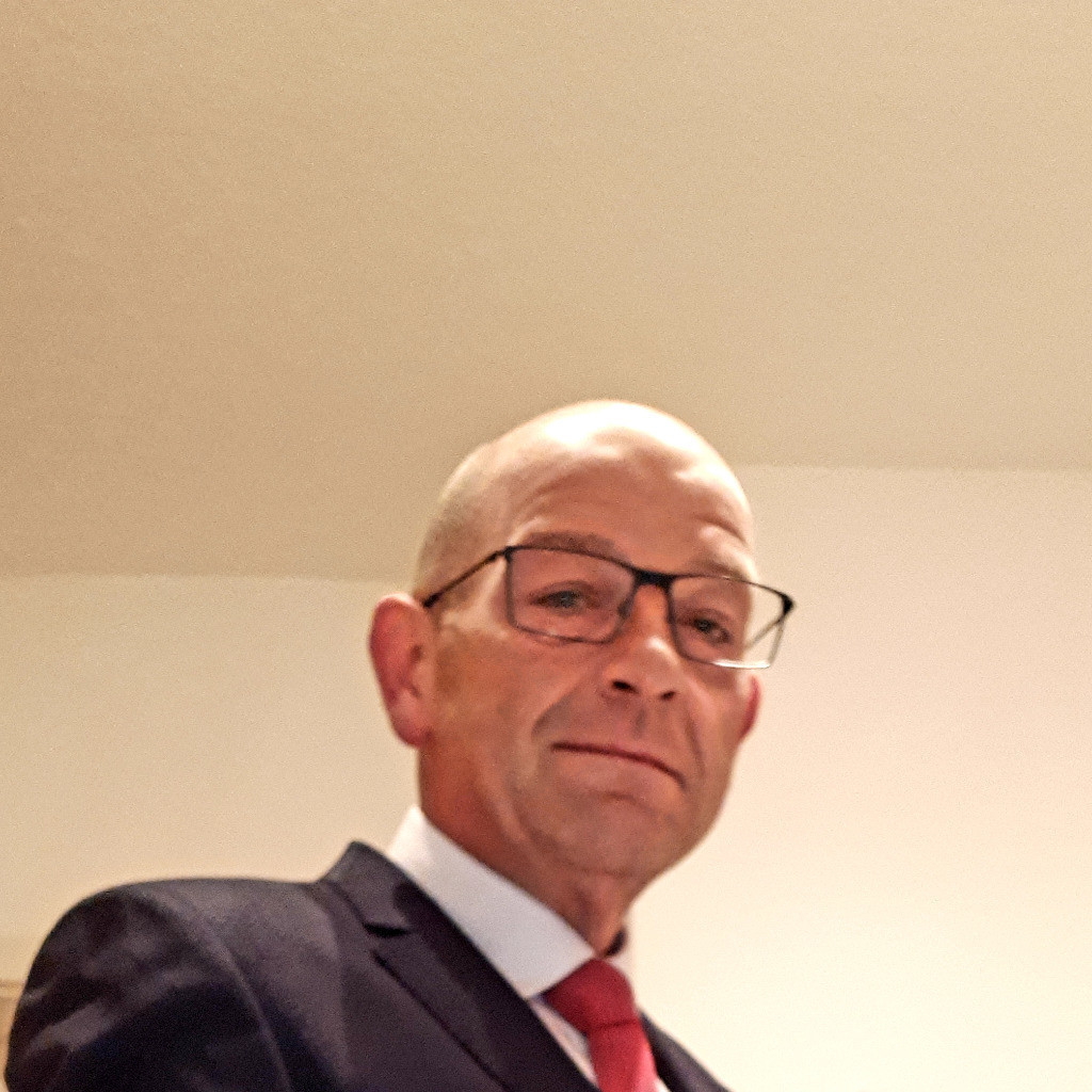 Markus Zeh - Senior Portfoliomanager, Abteilungsdirektor, Finanzanalyst ...