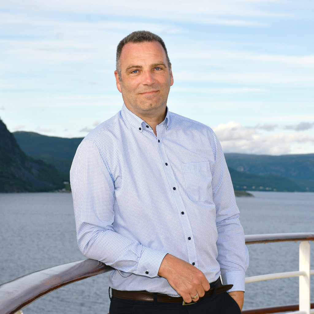 Dirk Engelhardt - Fachreferent für internationale Zulassung - MKN ...