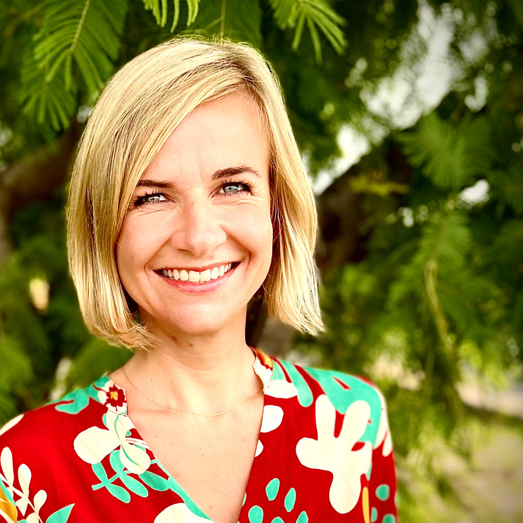 Angela Winkler - Assistenz der Geschäftsleitung - HSR GmbH (Würth ...