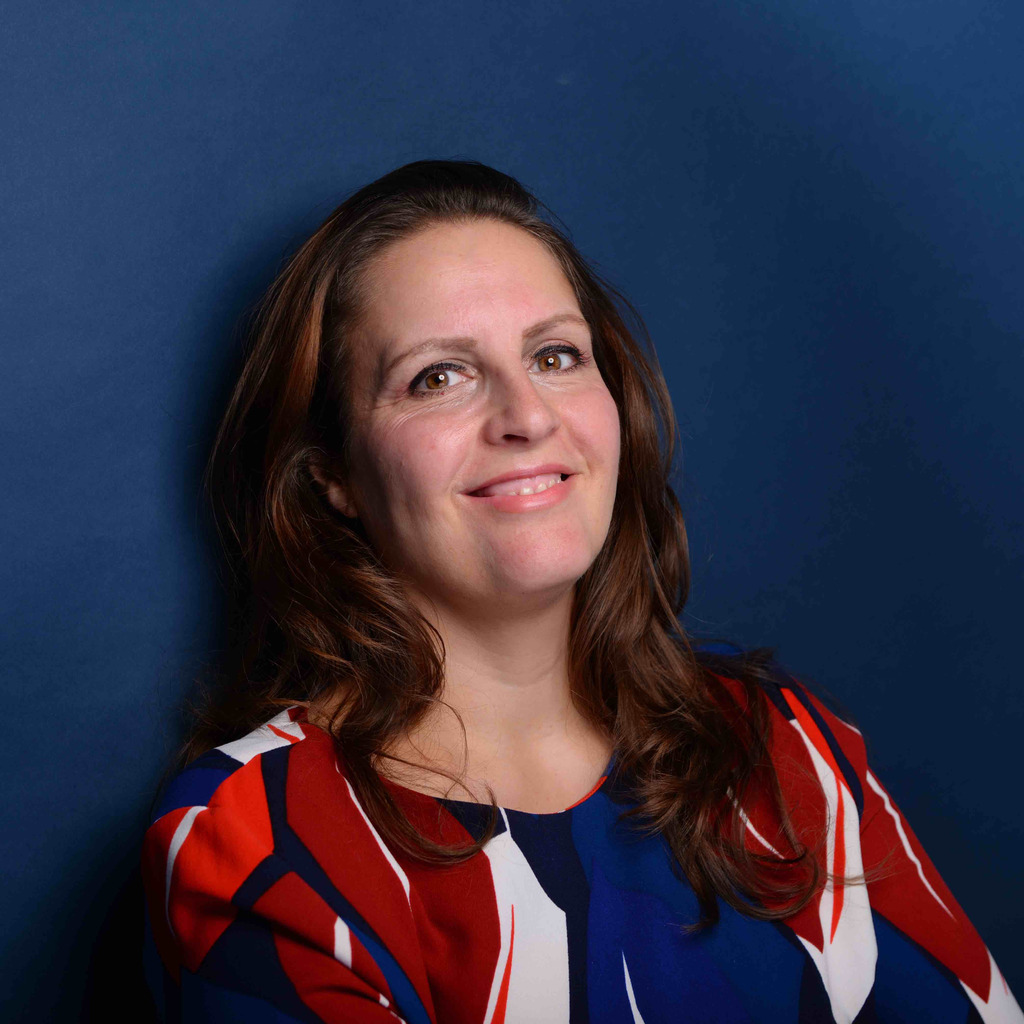 Birgit Rettig - Lehrerin - Senatsverwaltung für Bildung, Jugend und ...