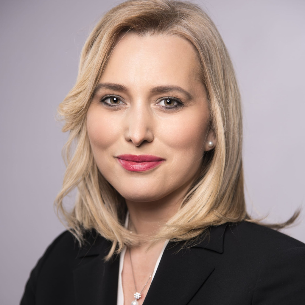 Azra Salihbasic-Selimovic - Verwaltungsleiterin - Goethe-Institut | XING