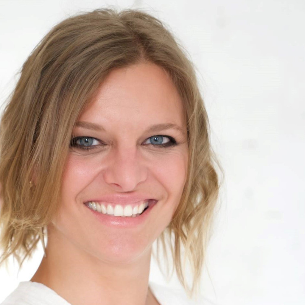 Anne Stolz in der Personensuche von Das Telefonbuch