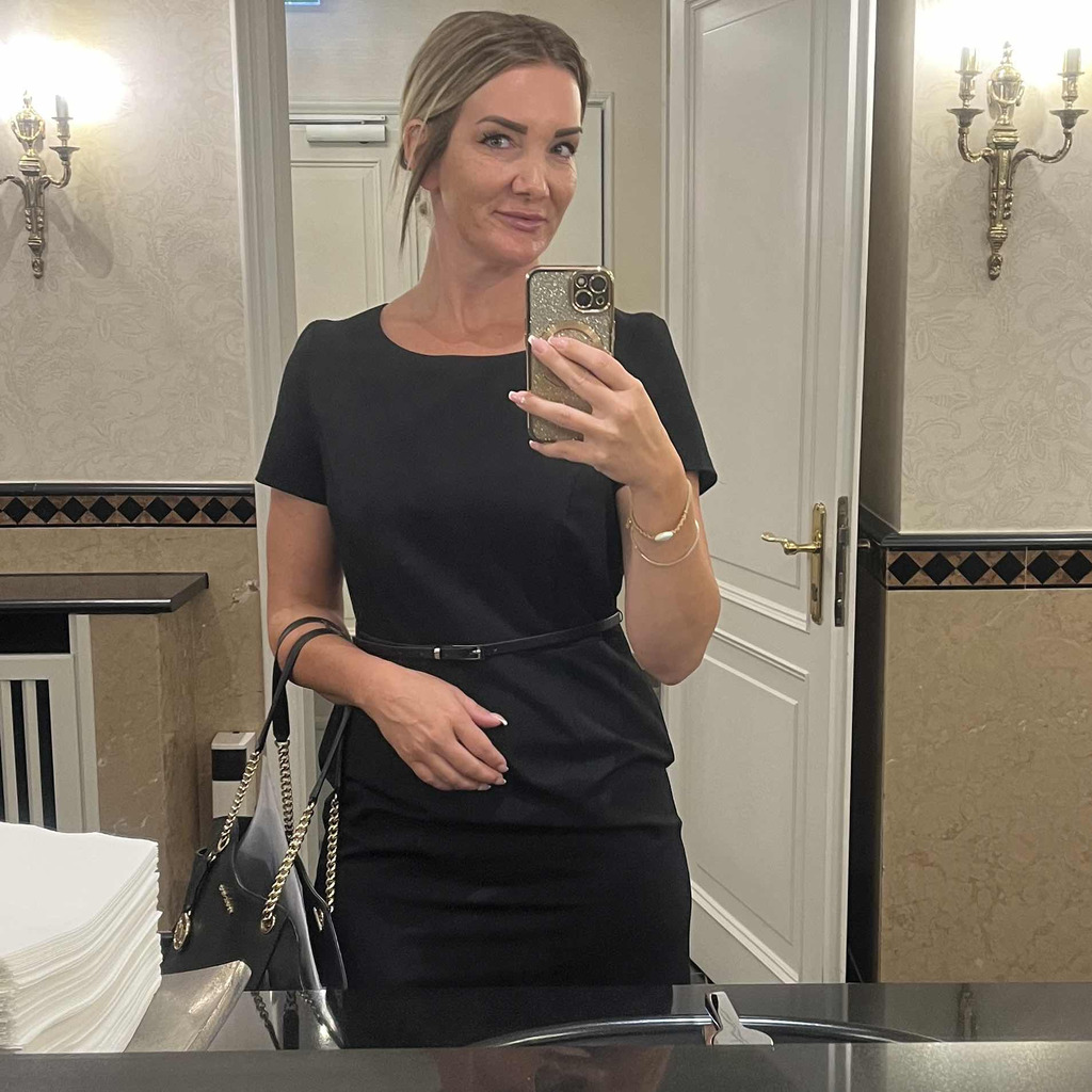 Melanie Reinhardt - Export Coordinator Airfreight - Mitsubishi ...