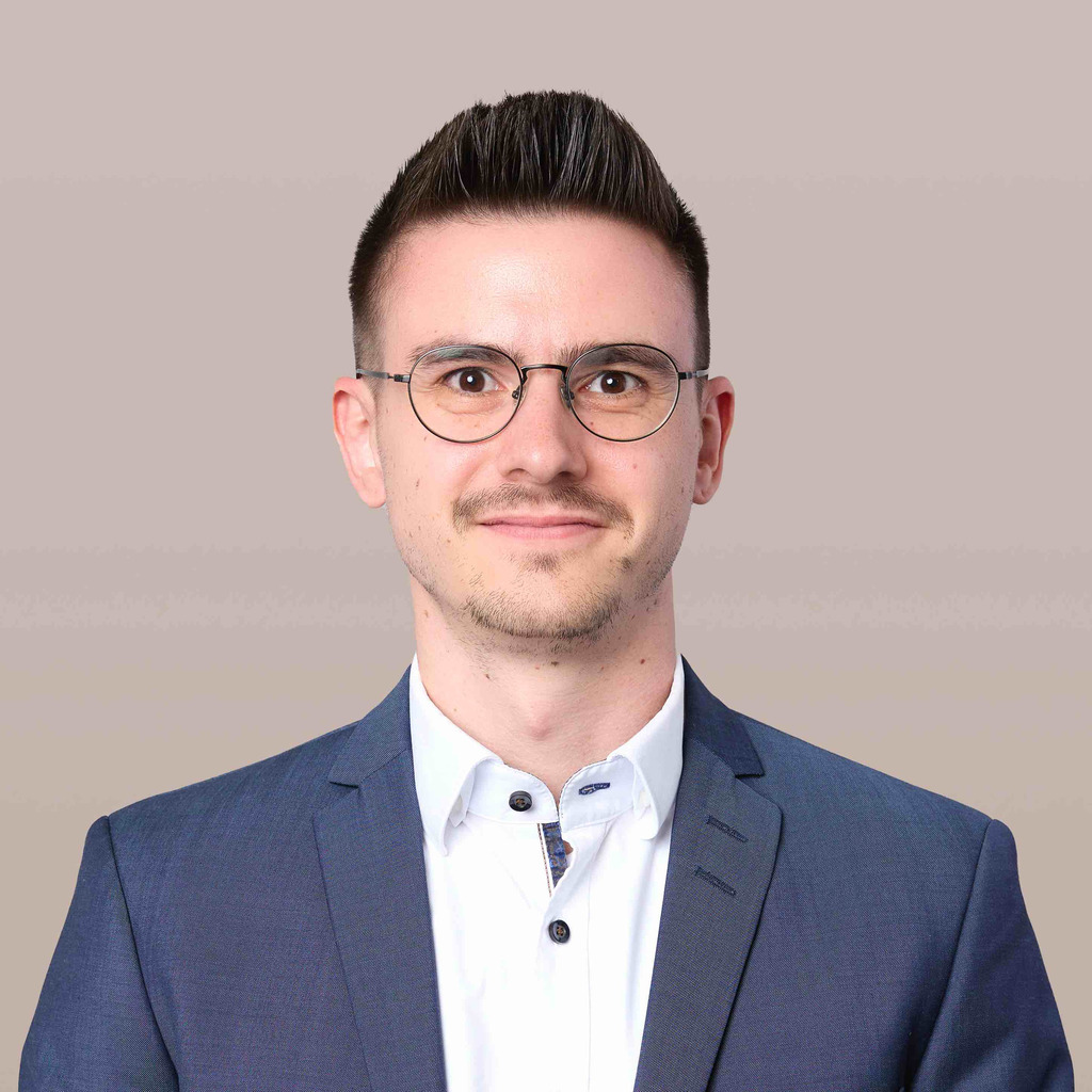 Vincent Strobel - Finance, Auditing, Controlling & Taxation - Friedrich ...