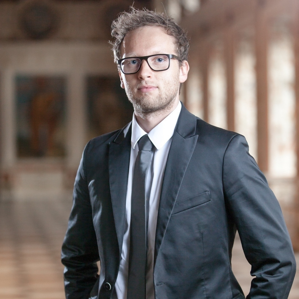 Christoph Brunner - Bereichsleiter Kommunikation, Marketing und ...