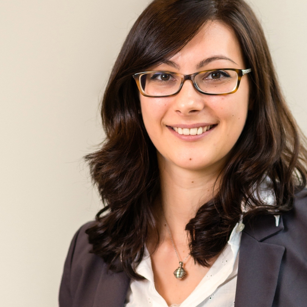 Laura Gatz-Schulz - Economics - Barcelona Graduate School of Economics ...